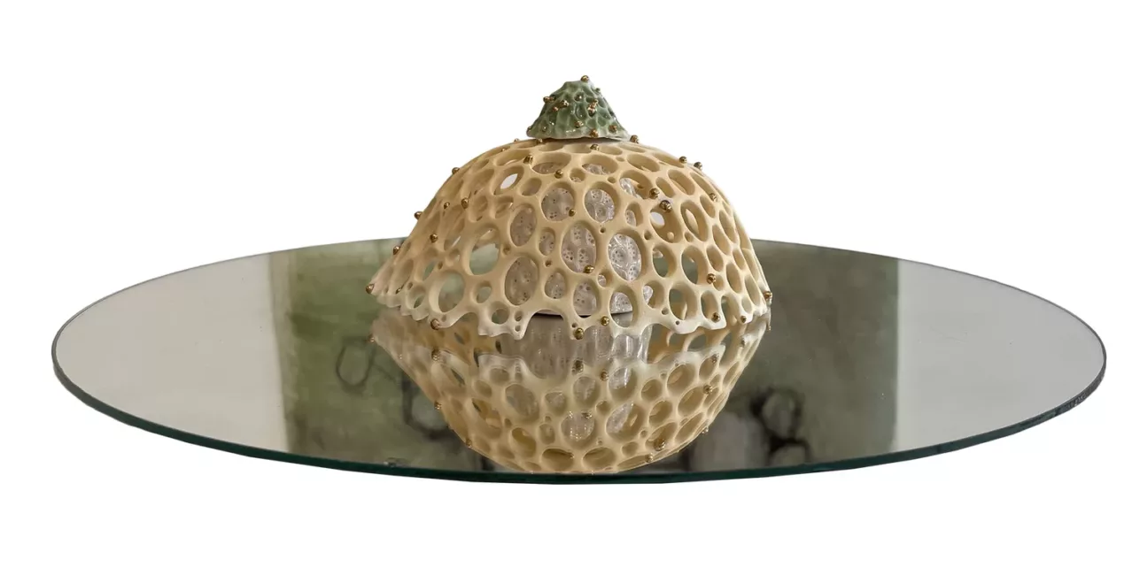 Artblog | Labyrinthian HOT BED Gallery spotlights artists’ wild ...